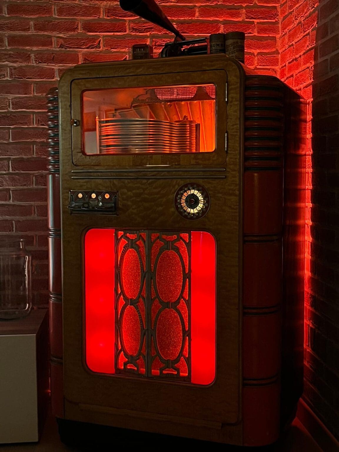 Wurlitzer 716 Jukebox 1937 - Jukebox Doc